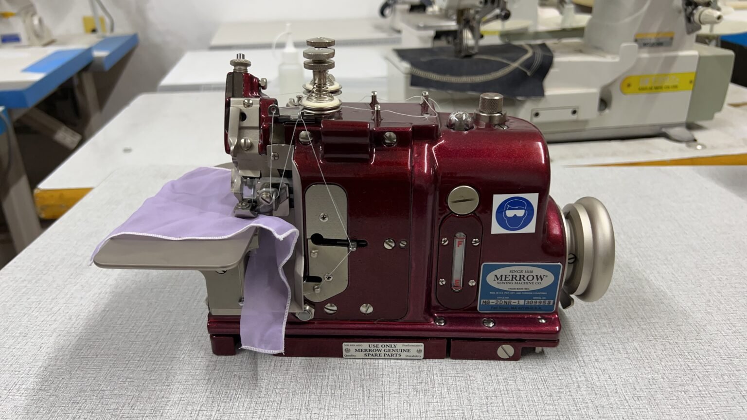 Máquina Mini Over MERROW MG-2DNR-1 - Maquinas Orientales